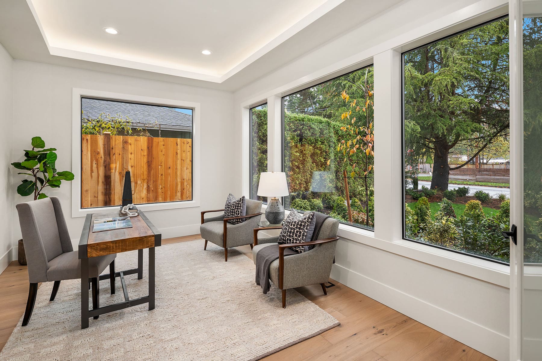 15534 SE 10th St | Bellevue - MN Custom Homes